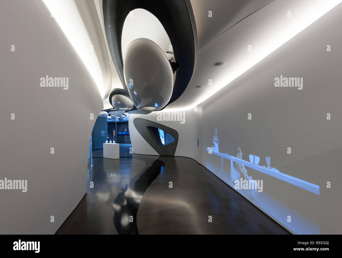 Roca London Gallery High Resolution Stock Photography and Images - Alamy