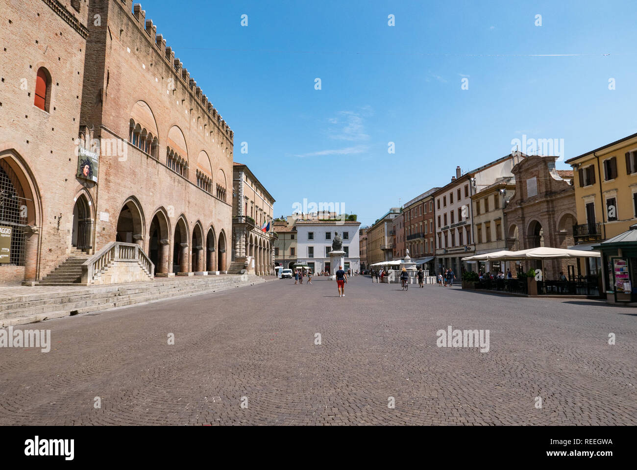 Rimini square hi-res stock photography and images - Alamy