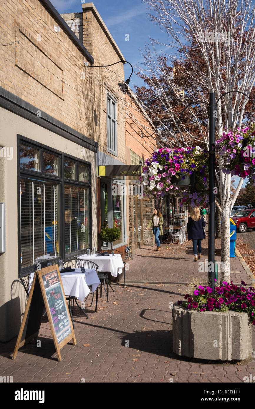 Downtown west bend hi-res stock photography and images - Alamy