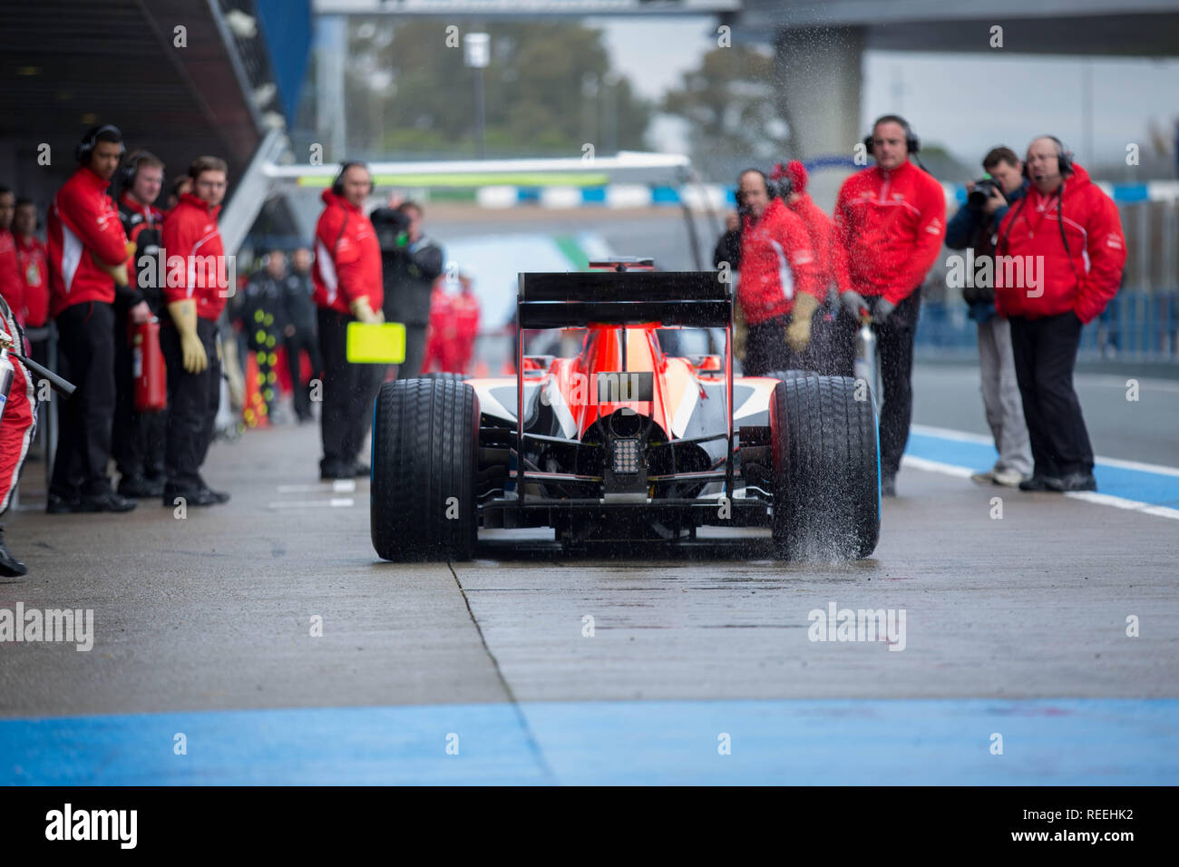 F1 Car stopping on box Stock Photo - Alamy