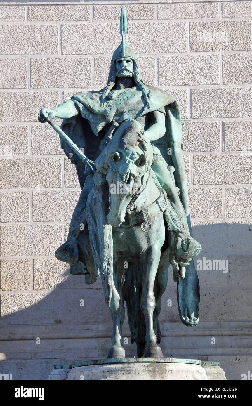 The Heroes' Square is one of the major squares in Budapest, Hungary ...