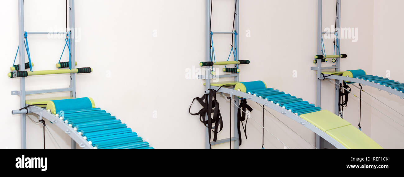Medical spine trainer equipment. Spinal cord injury rehabilitation ...