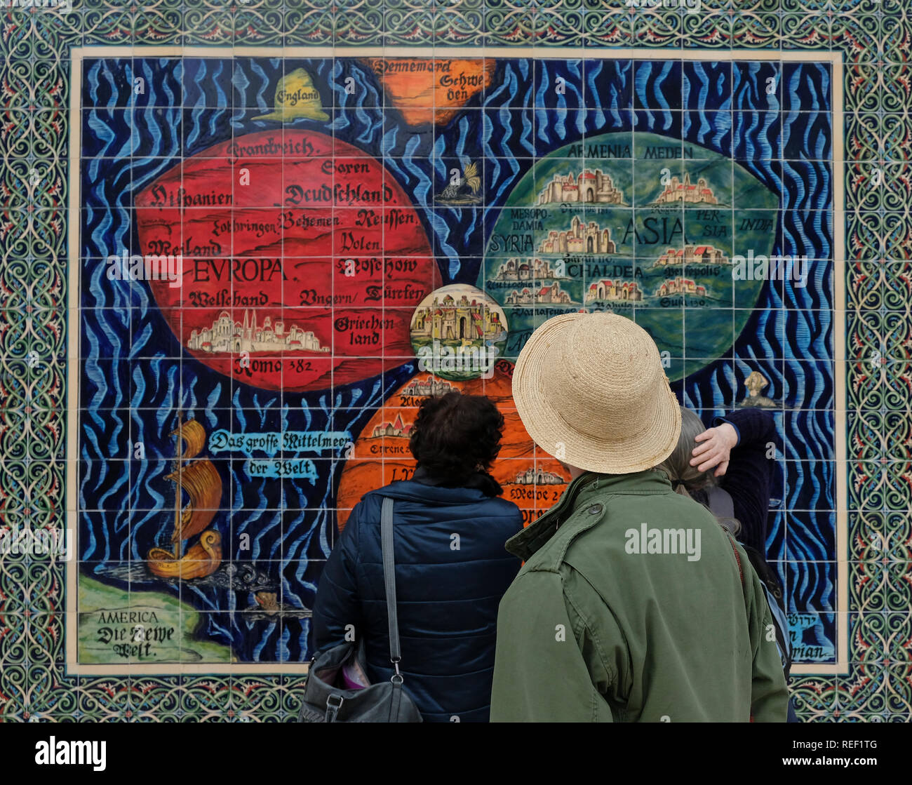 Clover leaf map hi-res stock photography and images - Alamy