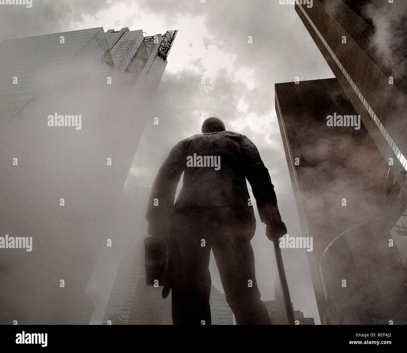 George cohan statue times square hi-res stock photography and images ...