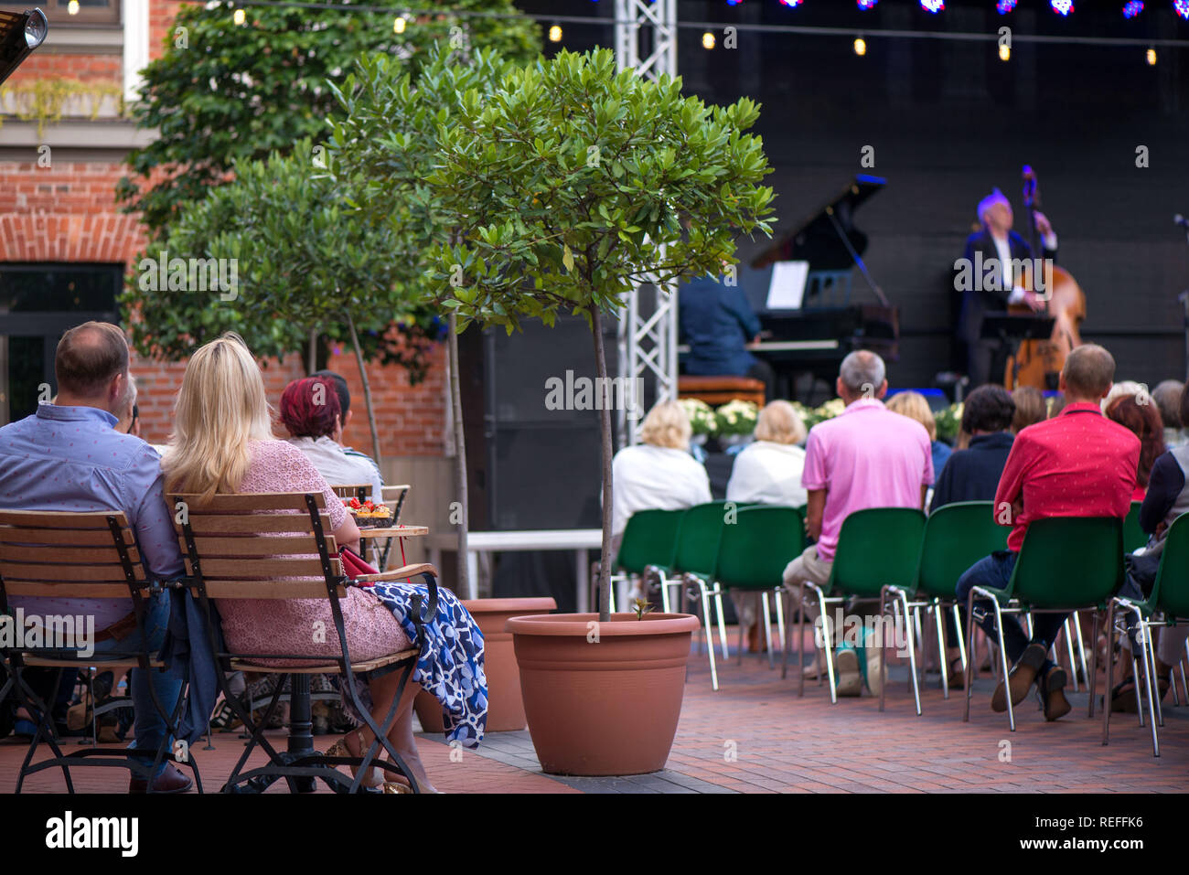 Stage snacks hi-res stock photography and images - Alamy