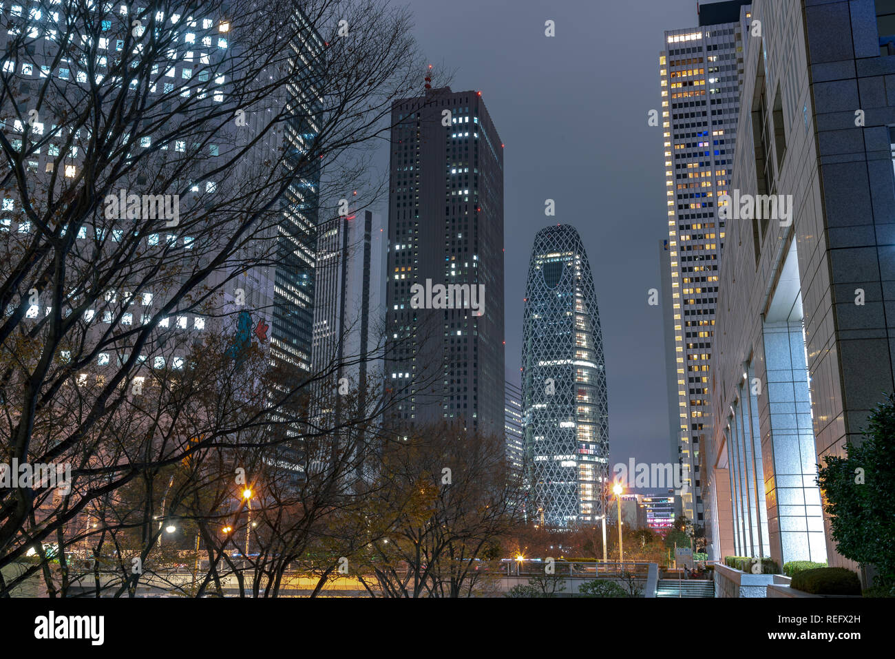 Tokyo landmark buildings hi-res stock photography and images - Alamy