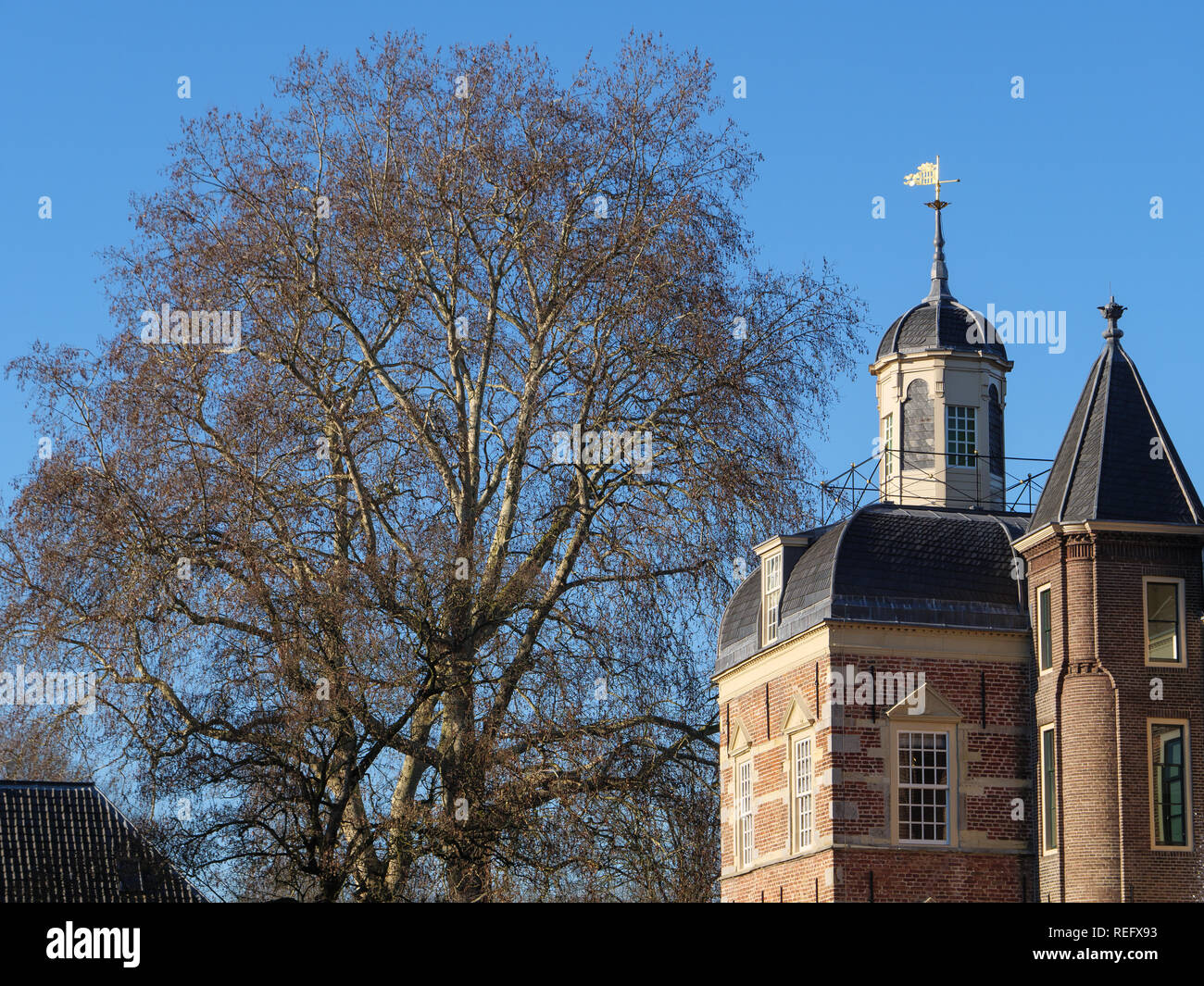 castle of ruurlo in holland Stock Photo - Alamy