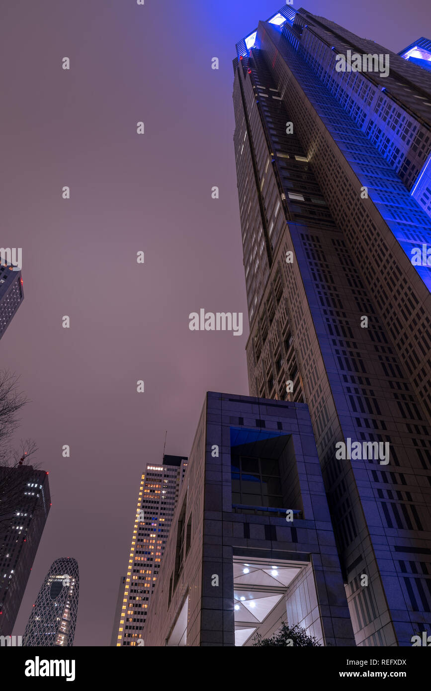 Tokyo Metropolitan Government building at Night, Shinjuku, Tokyo, Japan ...