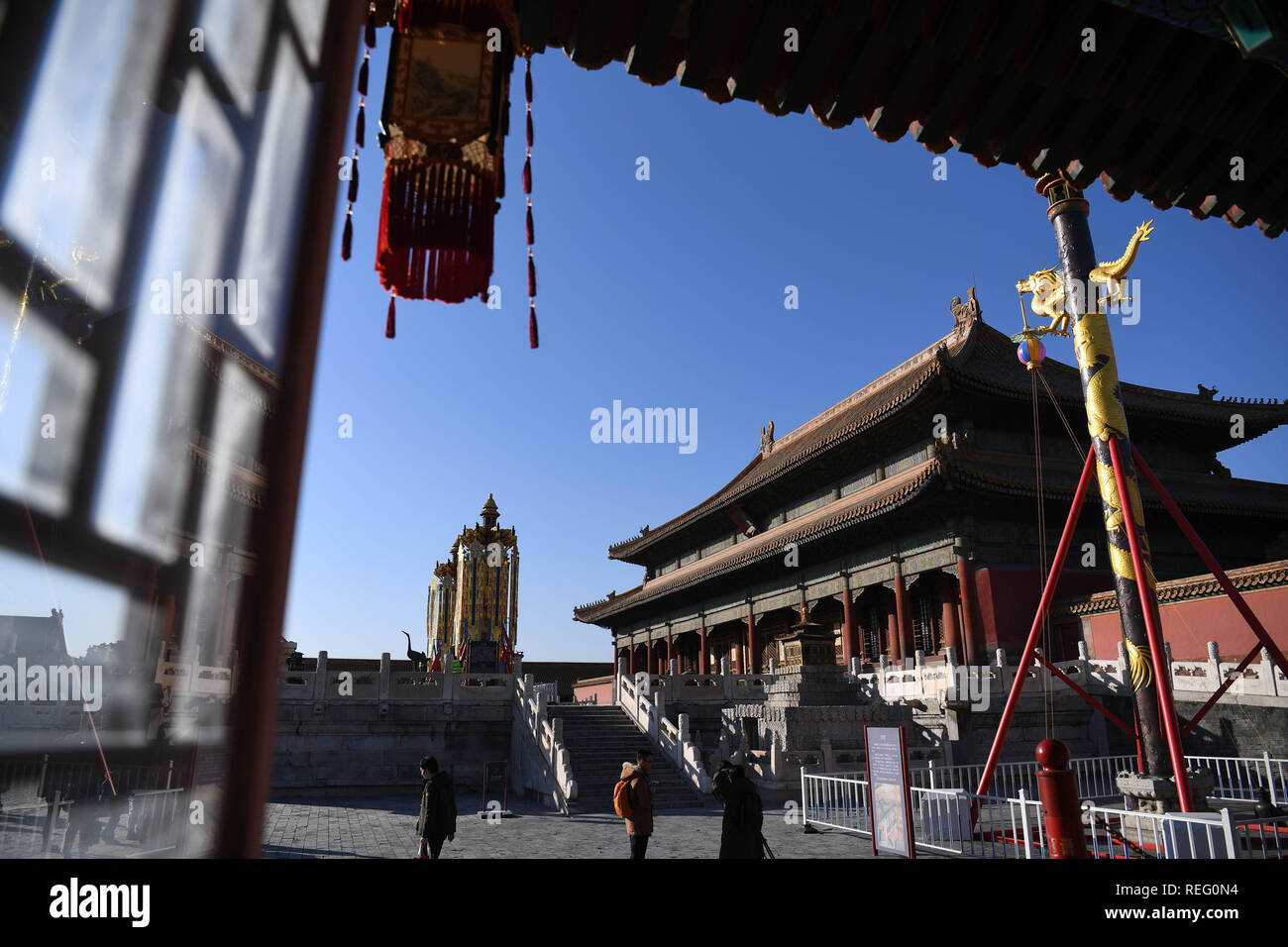 Beijing, China. 21st Jan, 2019. Heavenly lanterns and longevity ...
