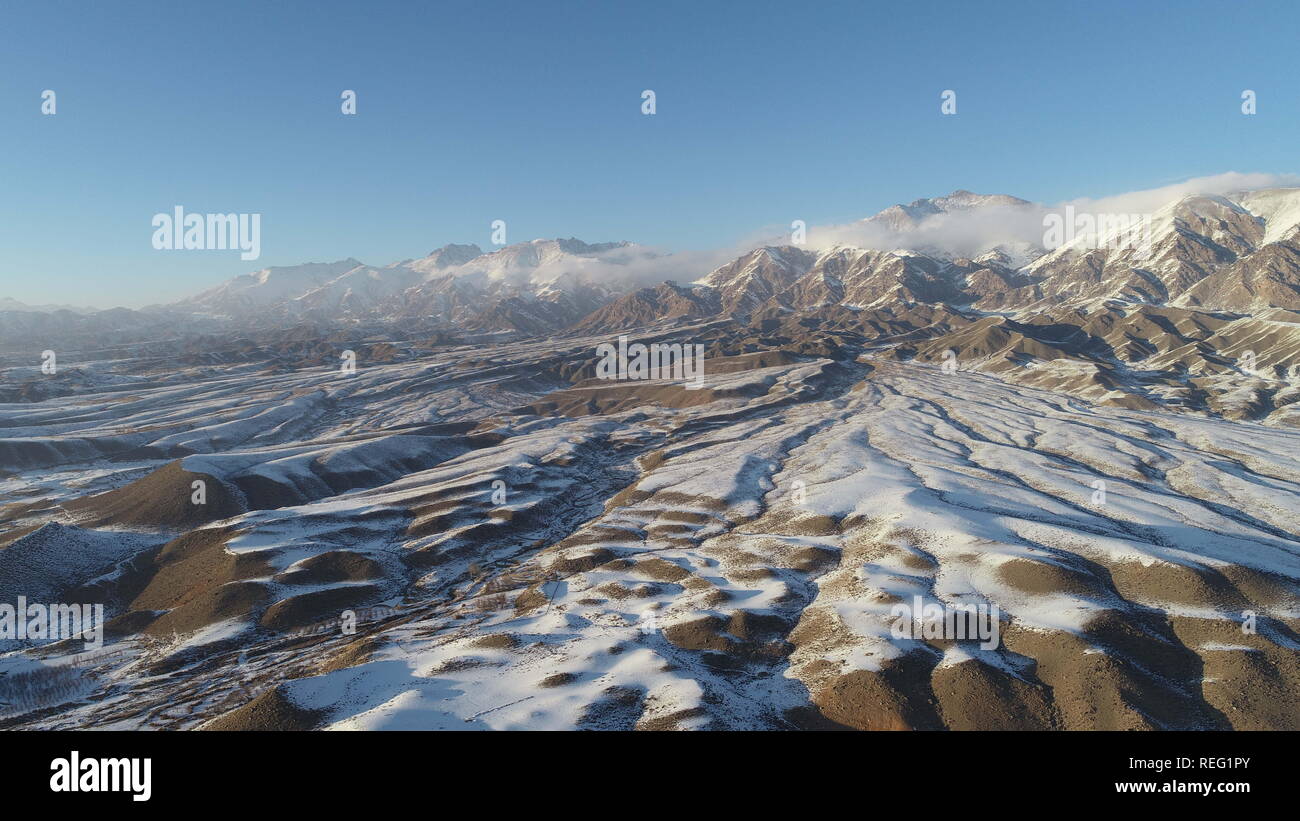 Gobi desert china aerial hi-res stock photography and images - Alamy