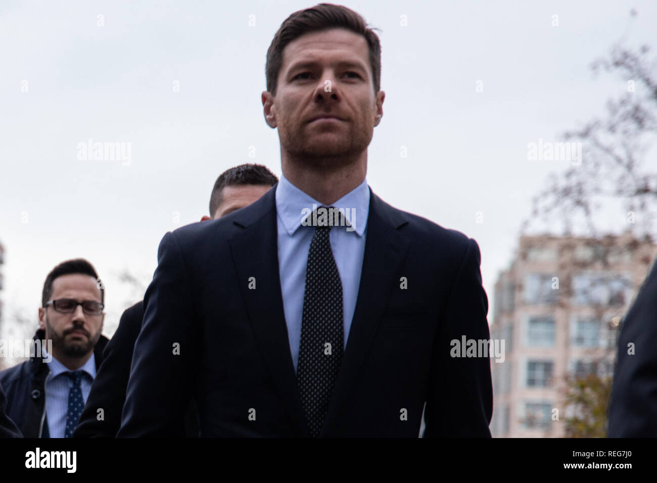 Xabi alonso hi-res stock photography and images - Alamy