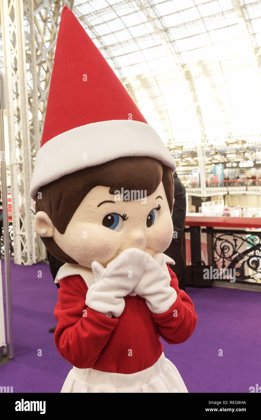 Scout elf hi-res stock photography and images - Alamy