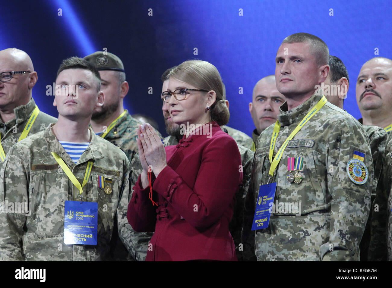 Yulia tymoshenko soldiers hi-res stock photography and images - Alamy