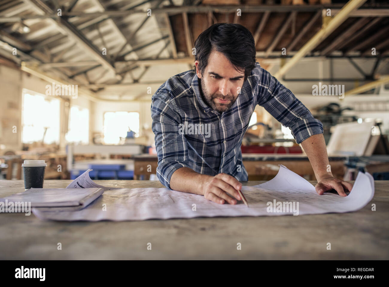 Leaning on a bench hi-res stock photography and images - Alamy