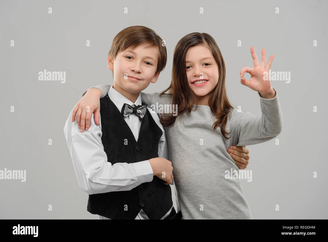 Kids couple romance boy girl hi-res stock photography and images - Alamy