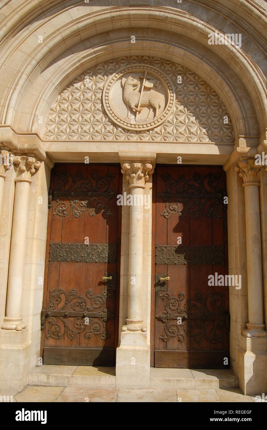 Large wooden church hi-res stock photography and images - Alamy