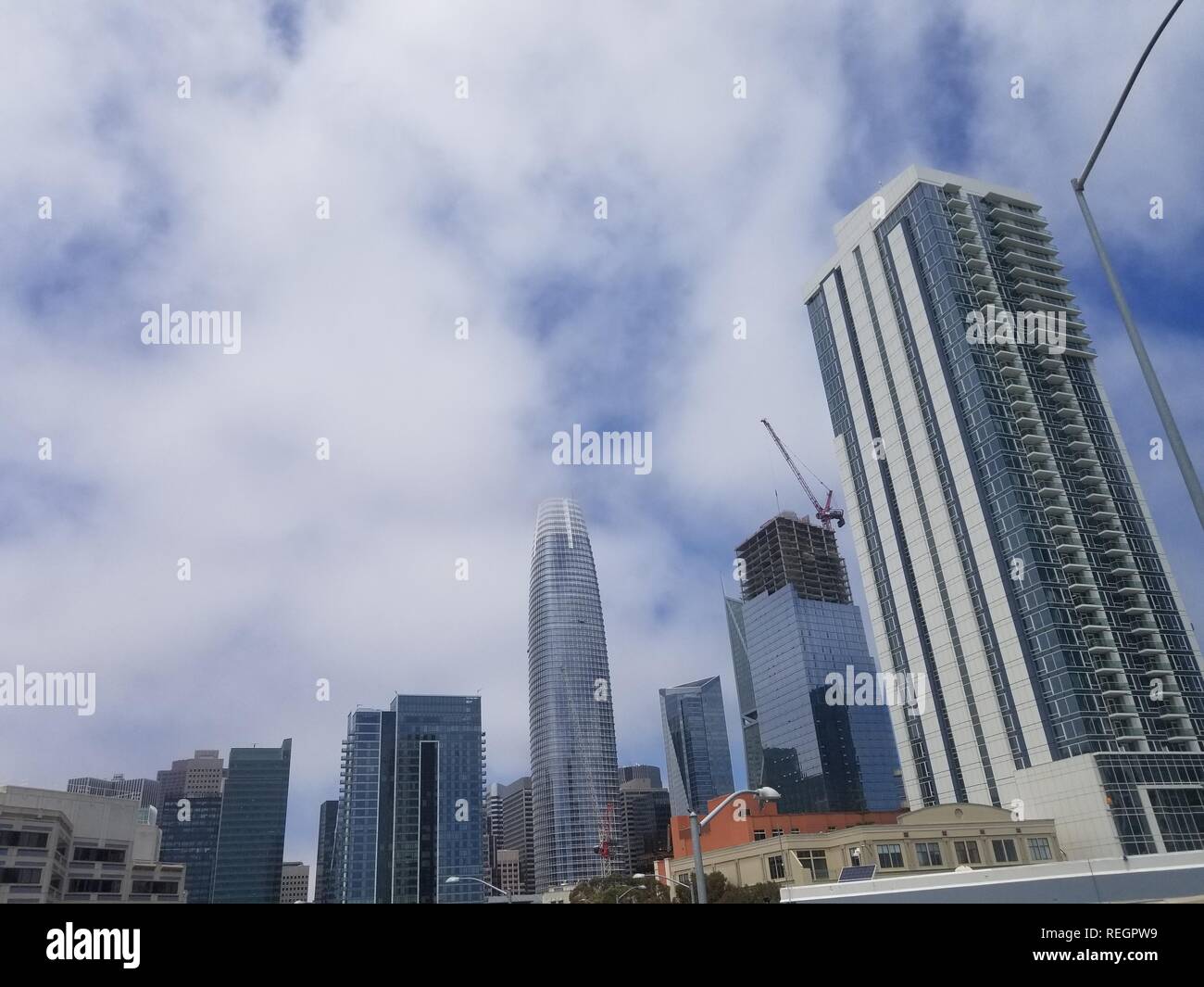 Salesforce tower under construction hi-res stock photography and images ...