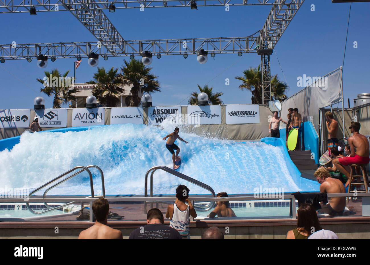 Mission beach boardwalk hi-res stock photography and images - Alamy
