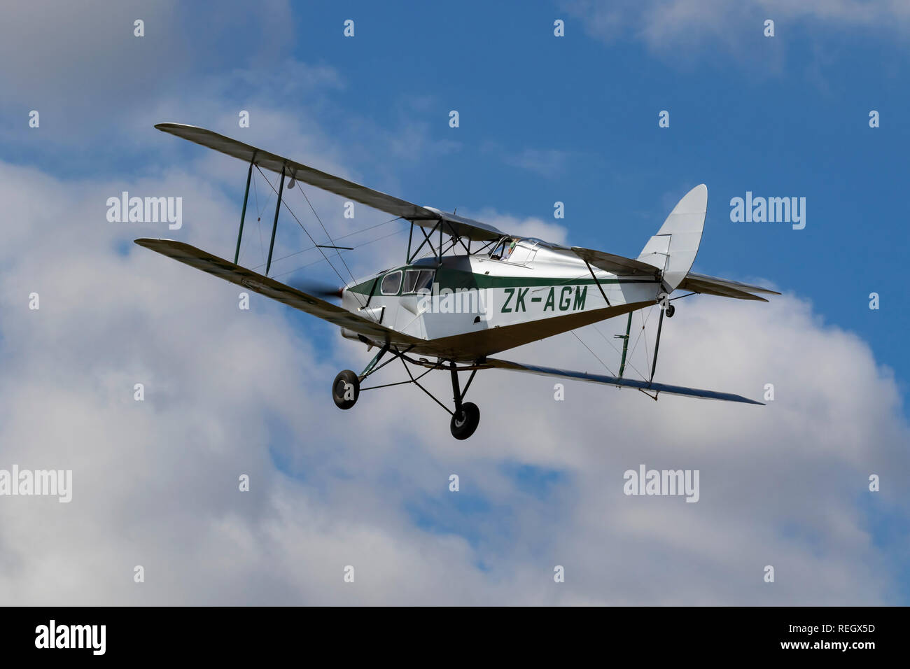 De Havilland DH-83 Fox Moth ZK-AGM (G-CIPJ Stock Photo - Alamy
