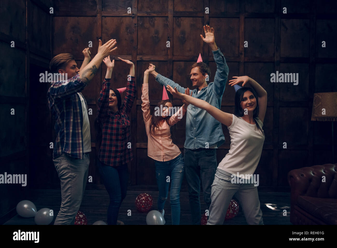 Group friends birthday party hi-res stock photography and images - Alamy