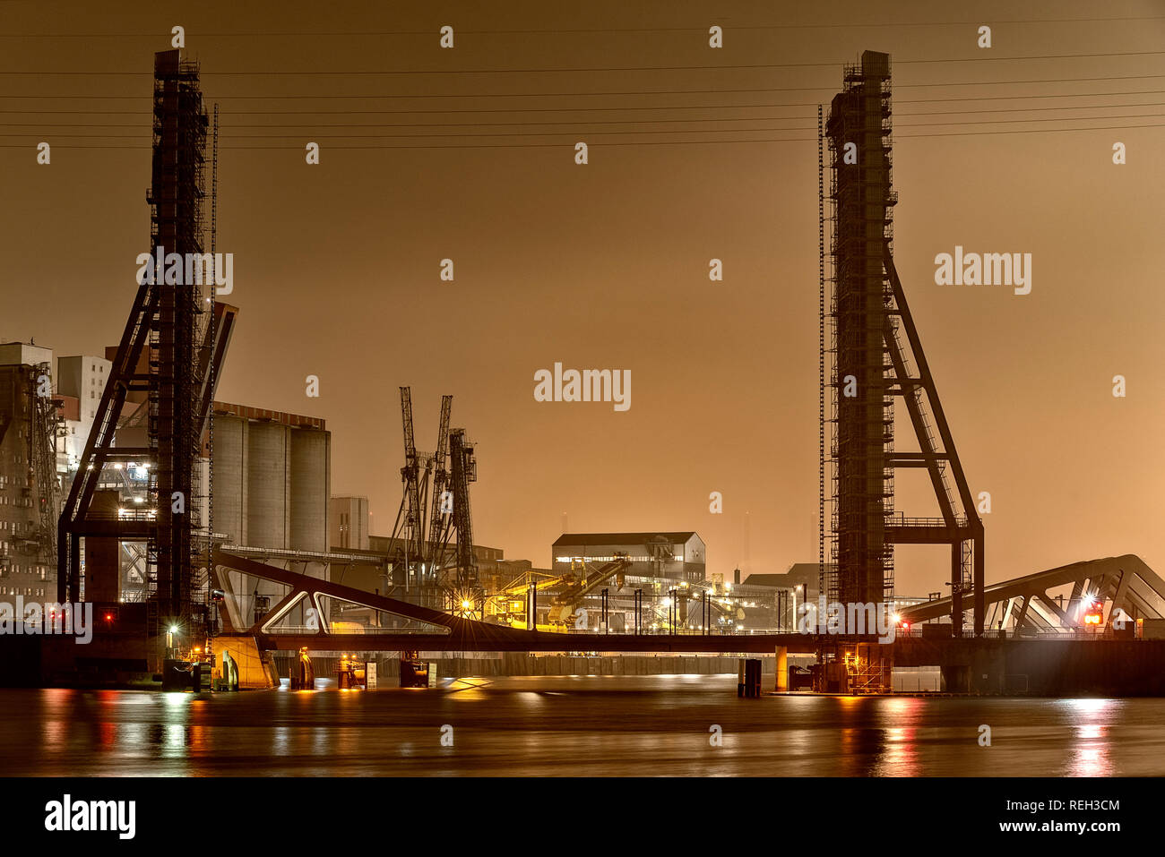 Rethe bascule bridge hi-res stock photography and images - Alamy