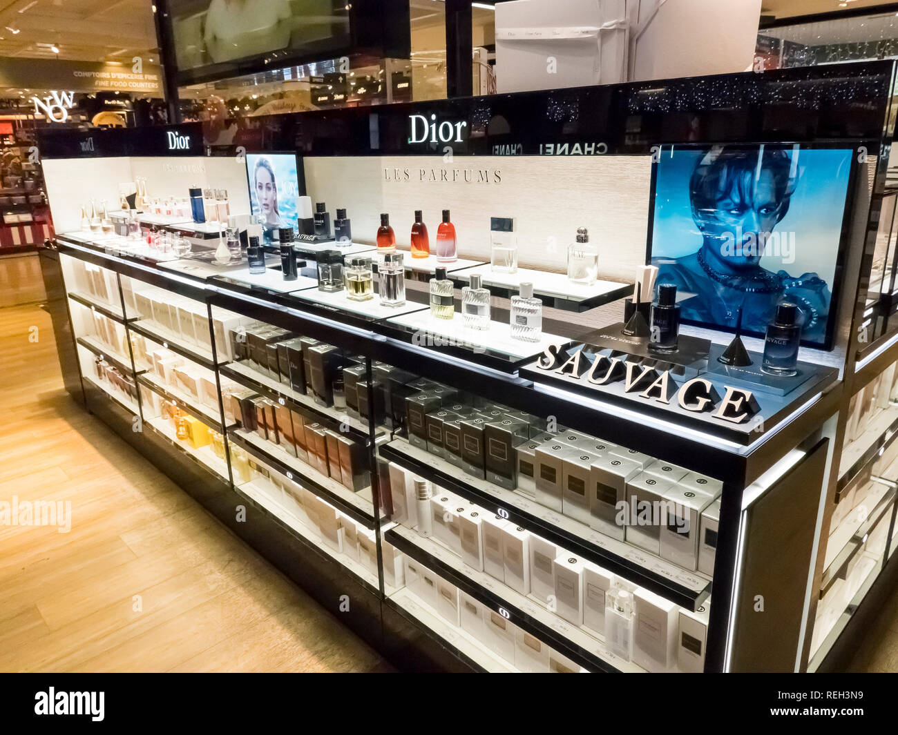 Dior cosmetics store hi-res stock photography and images - Alamy