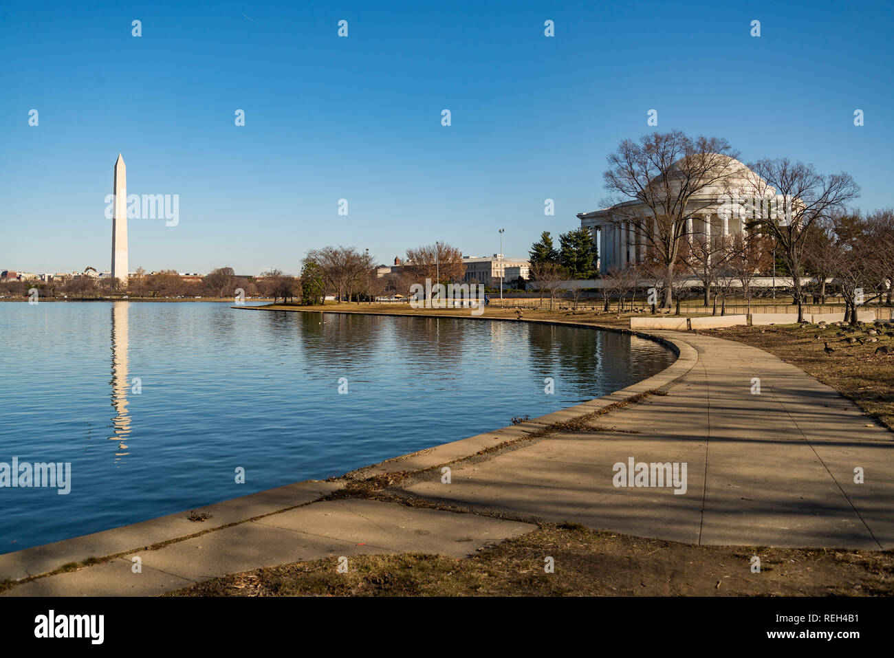 Tidal basin culture hi-res stock photography and images - Alamy