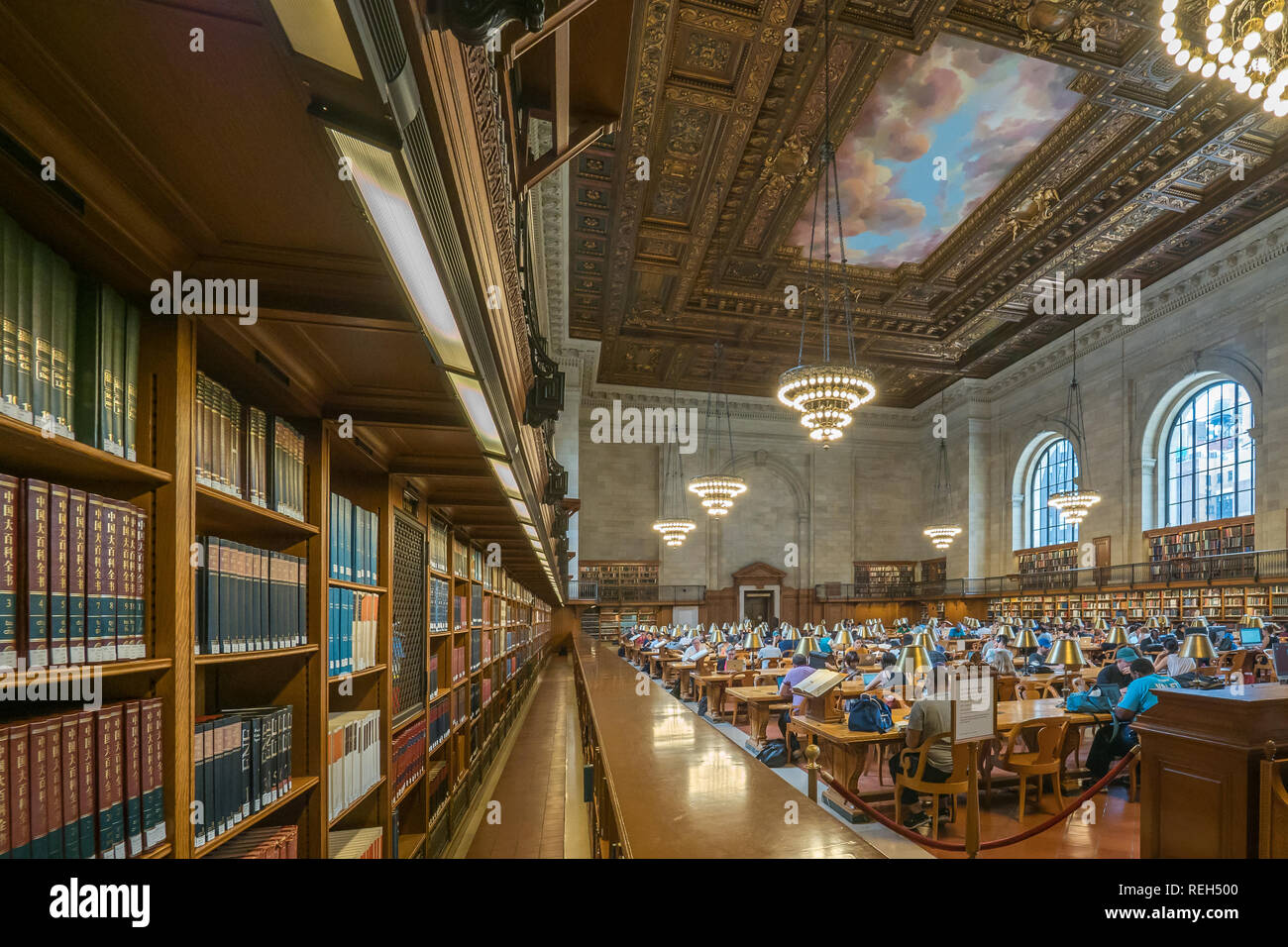 New York, United States, August 2017, people studying in the public ...
