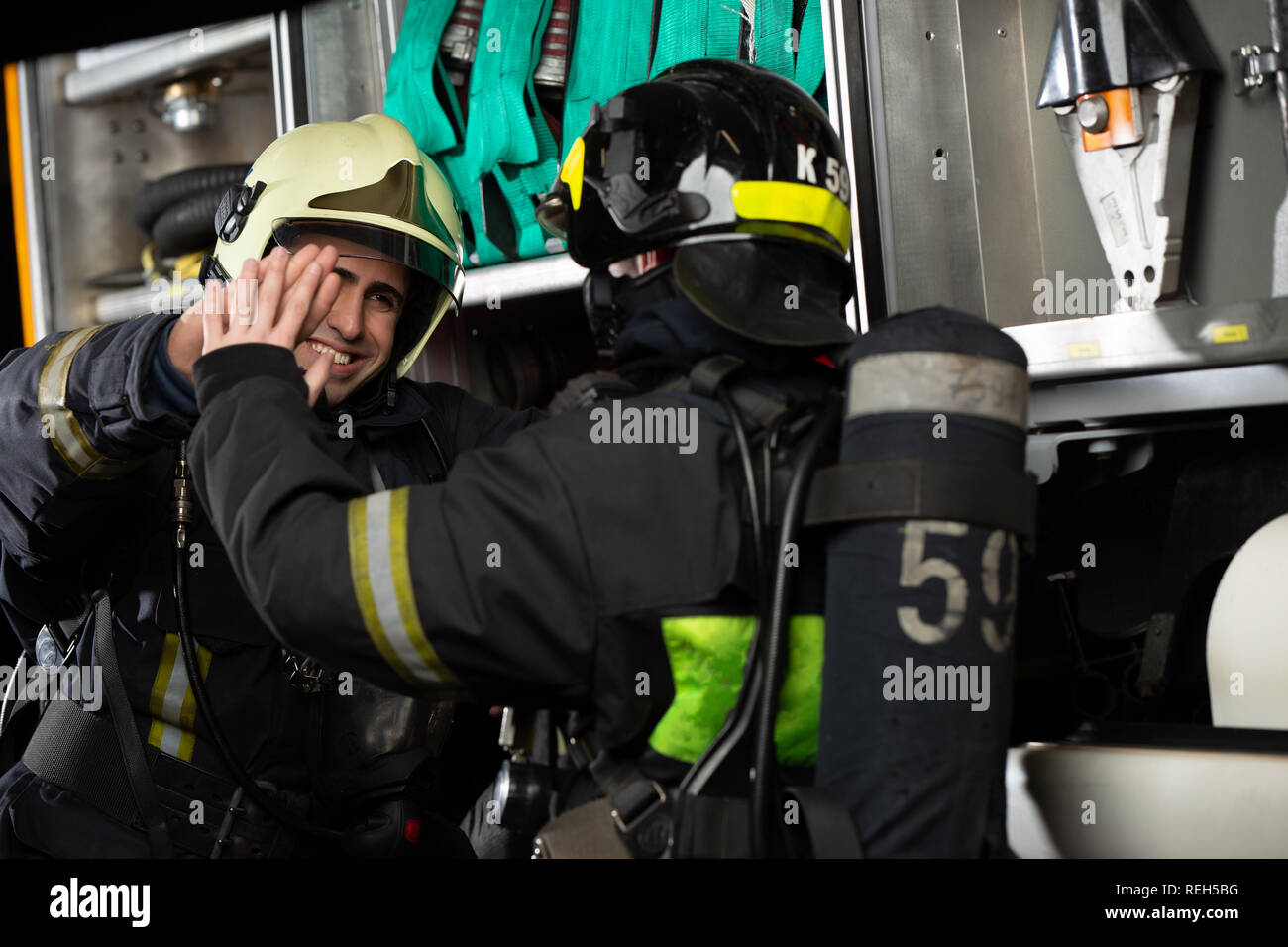 Gas fire hands young hi-res stock photography and images - Alamy