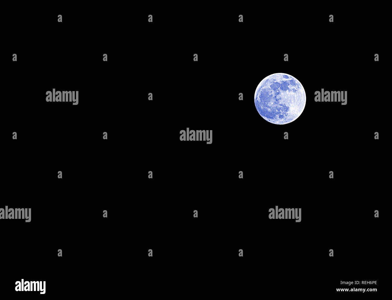 blue fool moon on the dark sky at midnight Stock Photo - Alamy