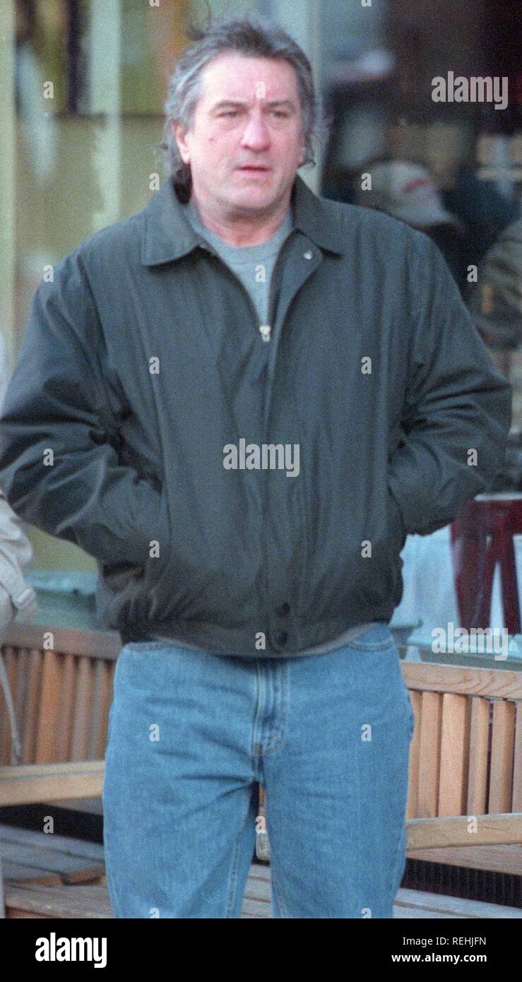 Robert diniro 2001 hi-res stock photography and images - Alamy