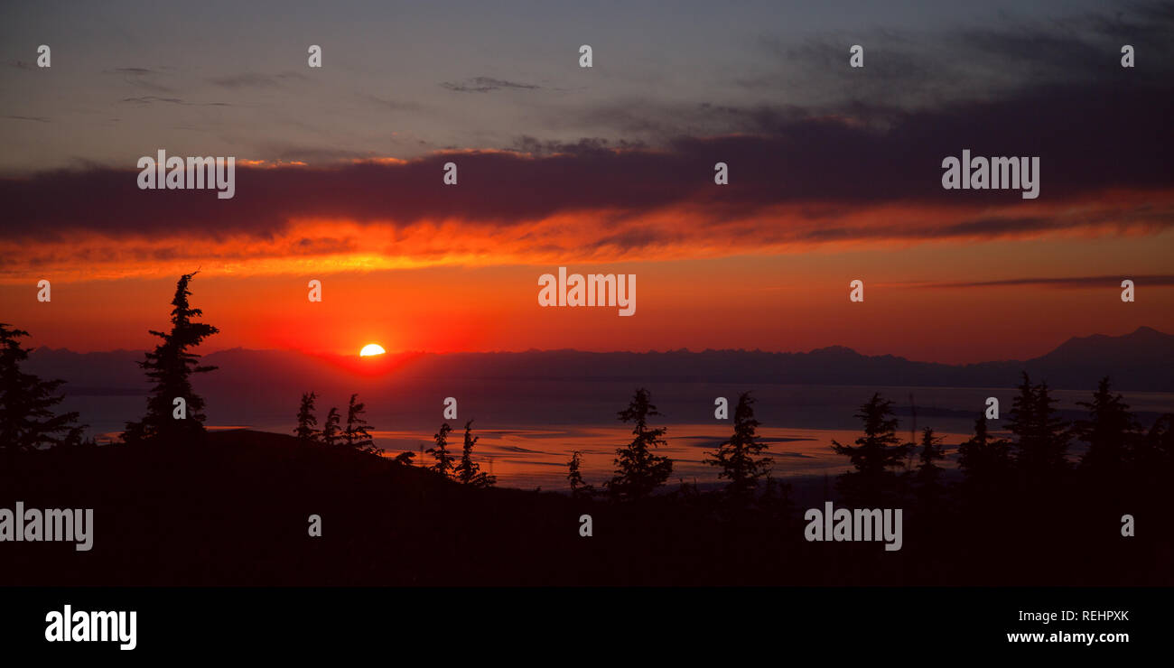 Alaska clouds sun rays hi-res stock photography and images - Alamy