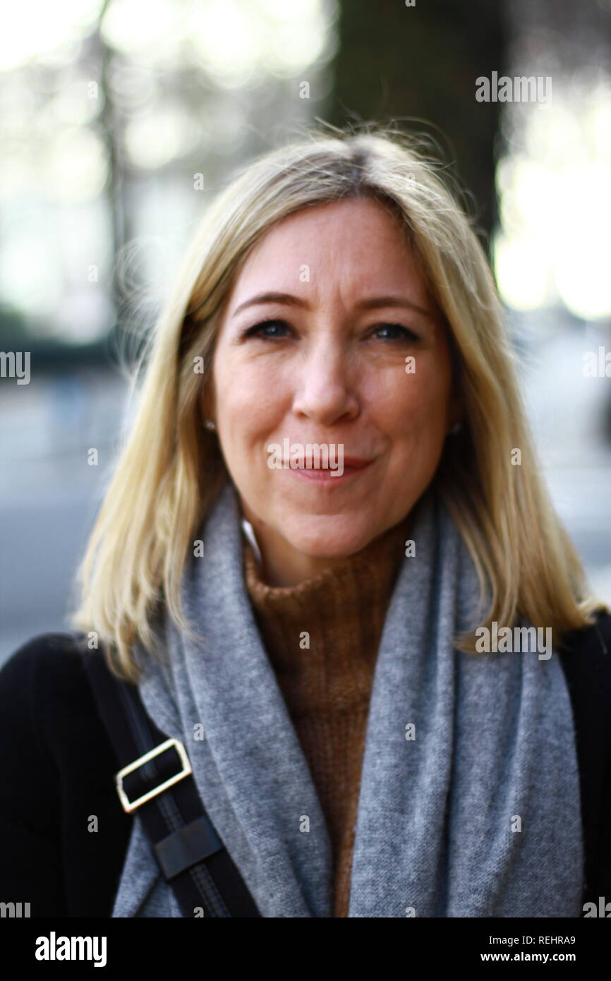 Joanna Gosling's Instagram, Twitter & Facebook on IDCrawl