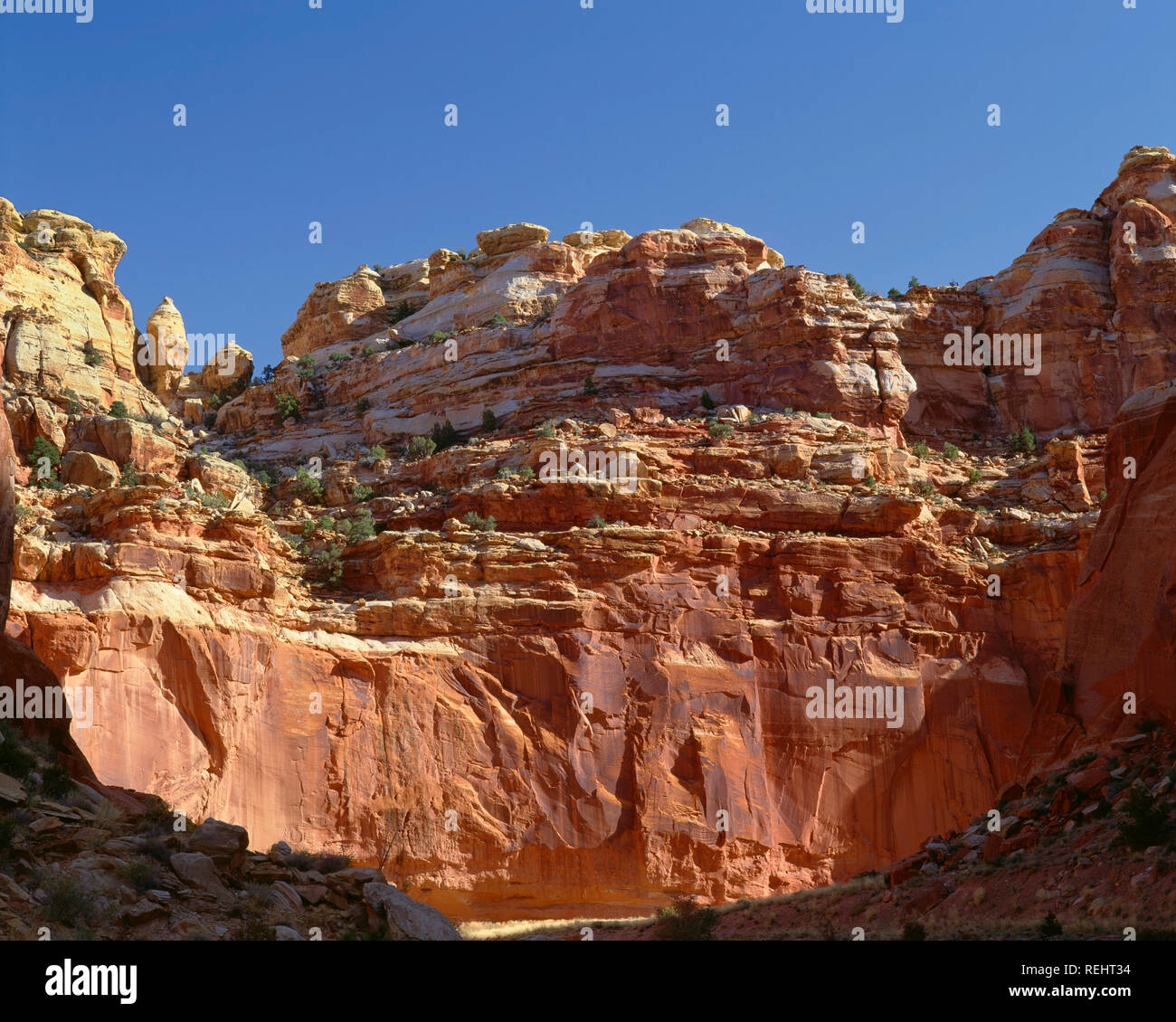 USA, Utah, Capitol Reef National Park, Morning light brightens ...