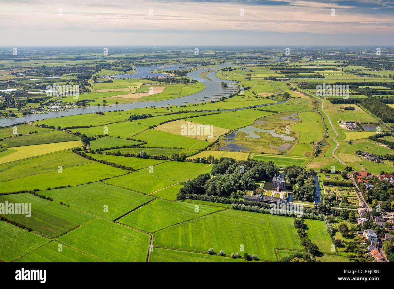 Amerongen castle hi-res stock photography and images - Alamy