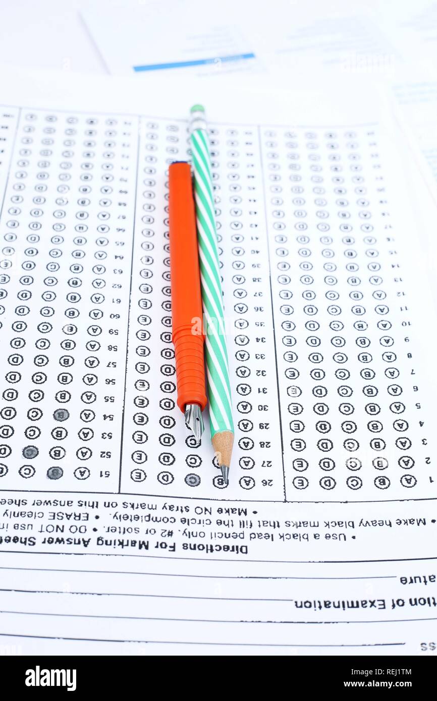 Examination answer sheet hi-res stock photography and images - Alamy