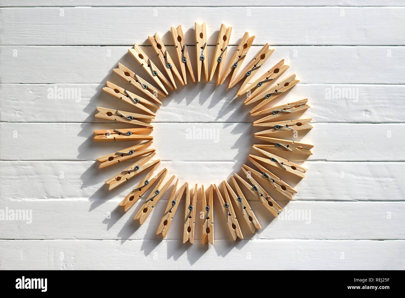 Circle of pegs hi-res stock photography and images - Alamy