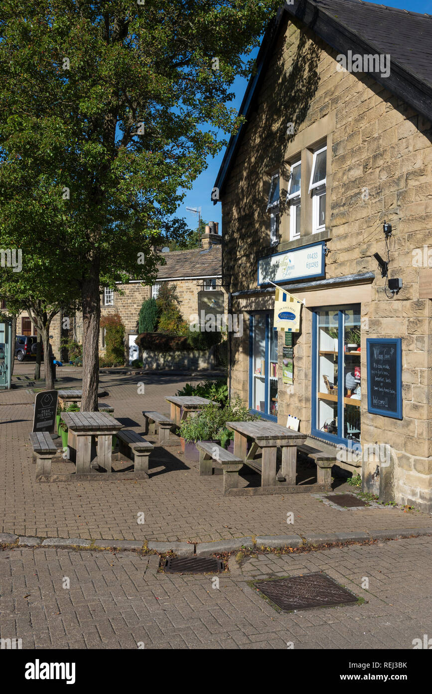 The village of Eyam in the Peak District, Derbyshire, England Stock ...
