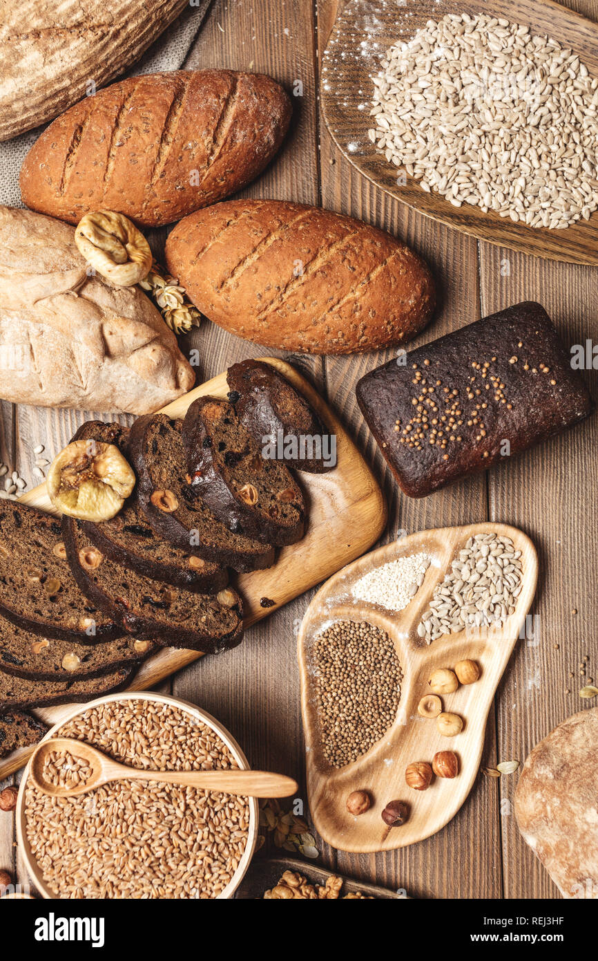 Whole grain multigrain bread, whole and sliced, contains seeds isolated ...