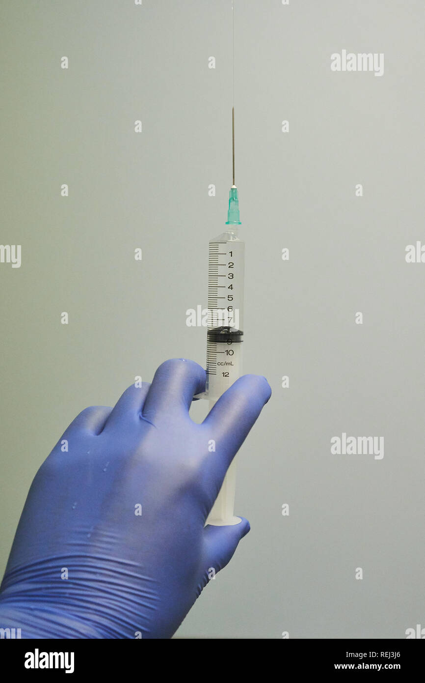 ready to inject Stock Photo - Alamy