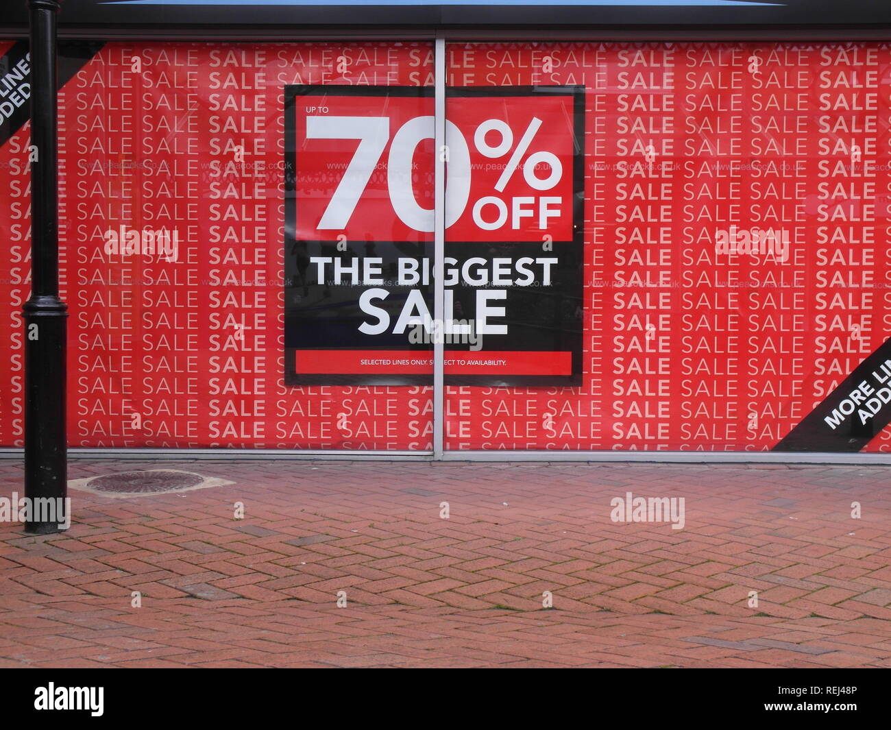 High Street Prices High Resolution Stock Photography and Images - Alamy