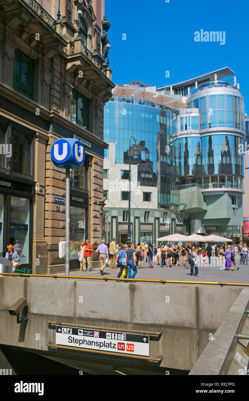 Stephansplatz square, Vienna, Austria Stock Photo - Alamy