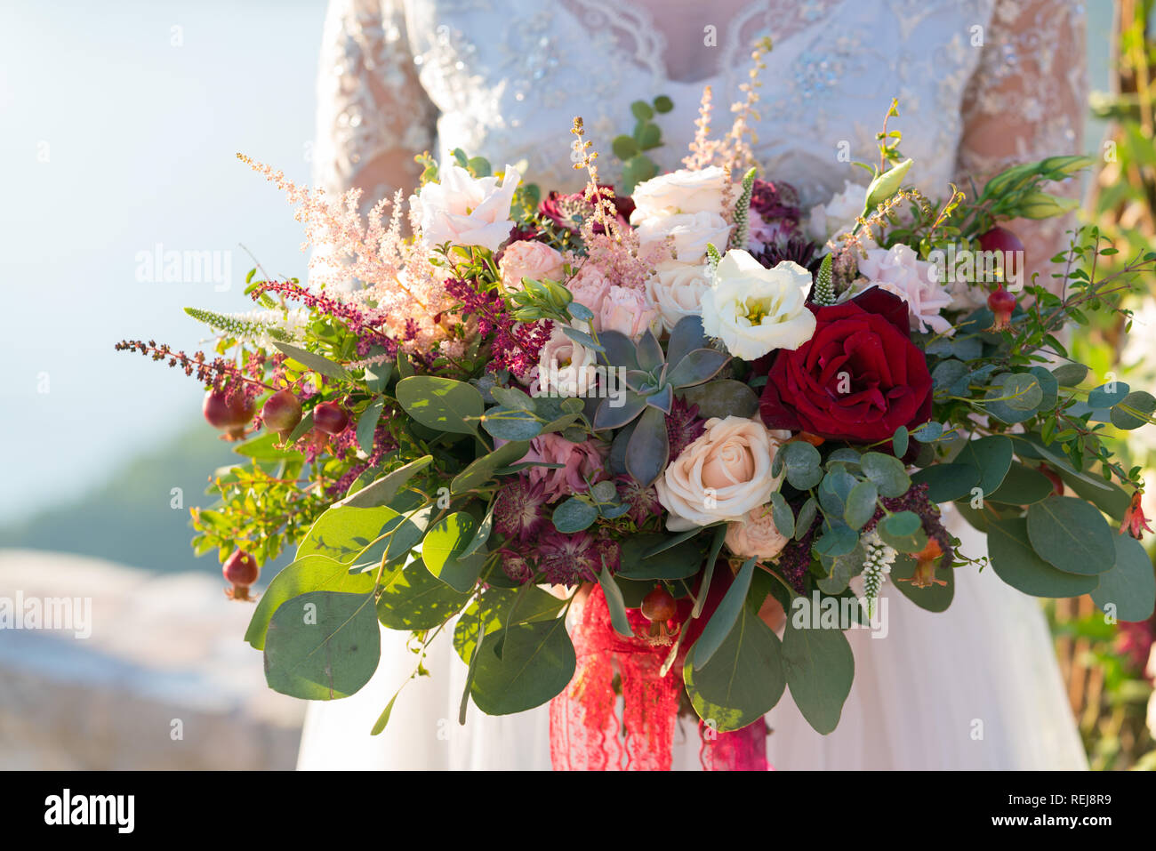 Magnificent wedding hi-res stock photography and images - Alamy