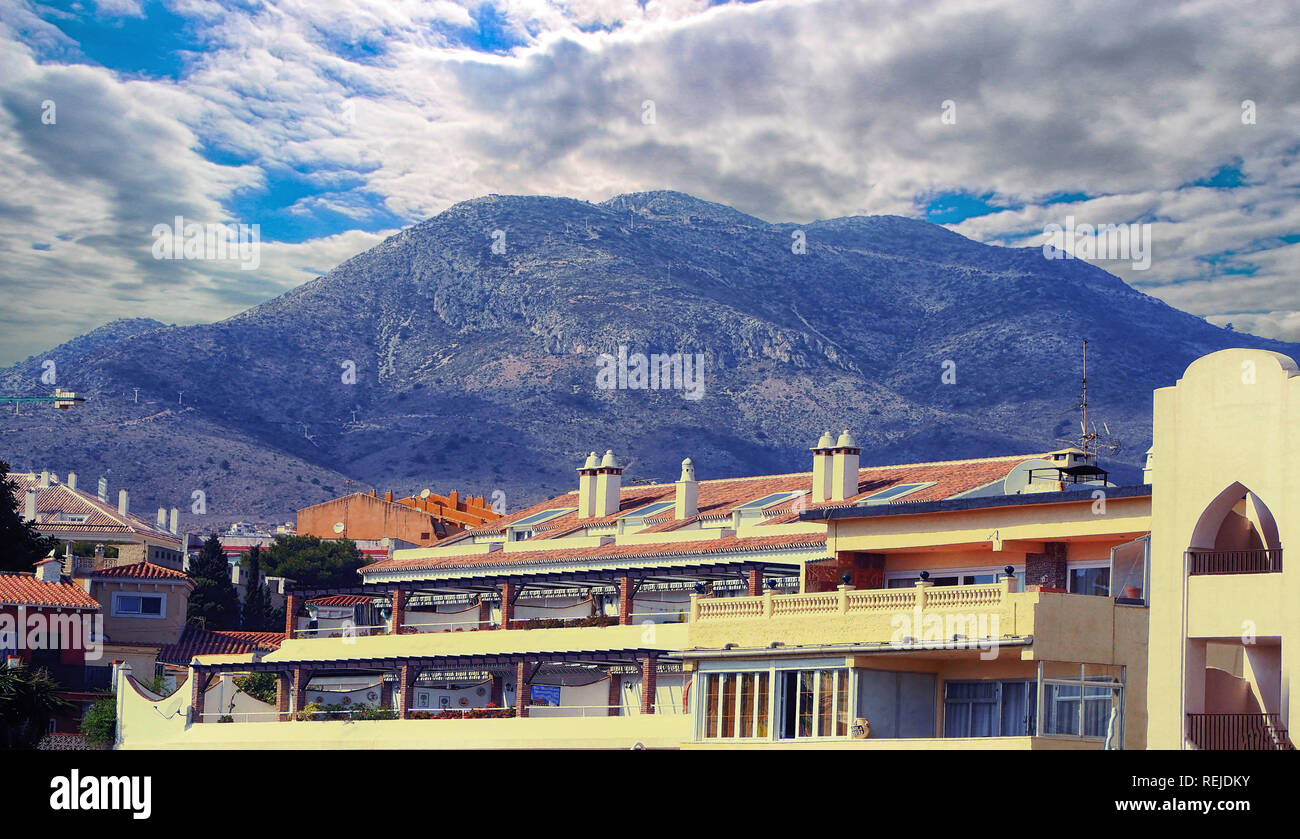 Traditional spanish building hi-res stock photography and images - Alamy