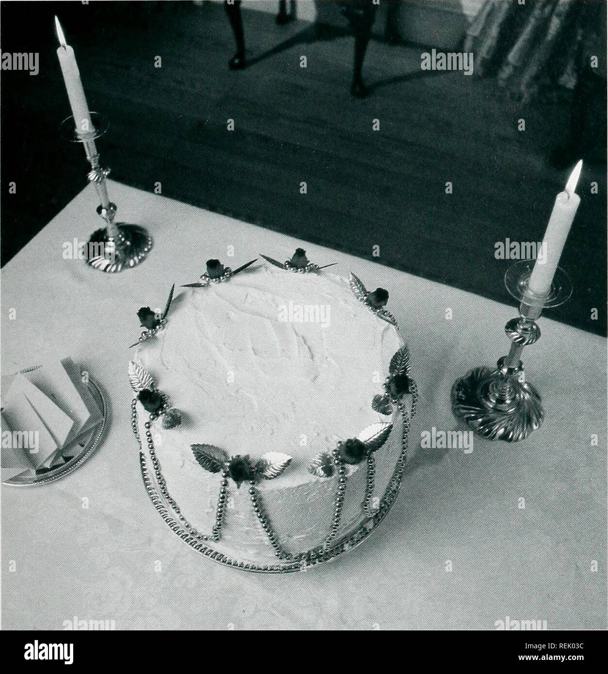 Twelfth night cake hi-res stock photography and images - Alamy