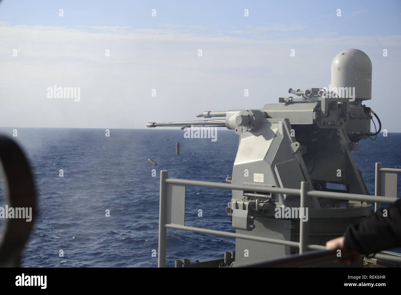 190120-N-OX029-1287 PHILIPPINE SEA (Jan. 20, 2019) - A MK-38 25 mm ...