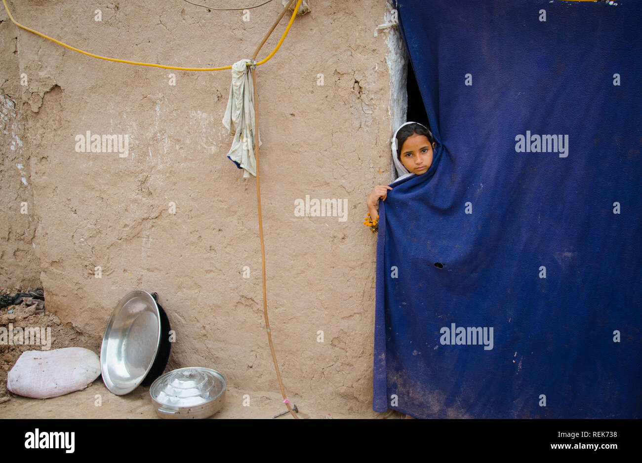 Girl in pakistan peshawar hi-res stock photography and images - Alamy