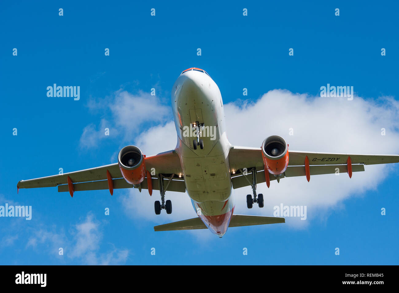 Easyjet airbus a320 bristol hi-res stock photography and images - Alamy