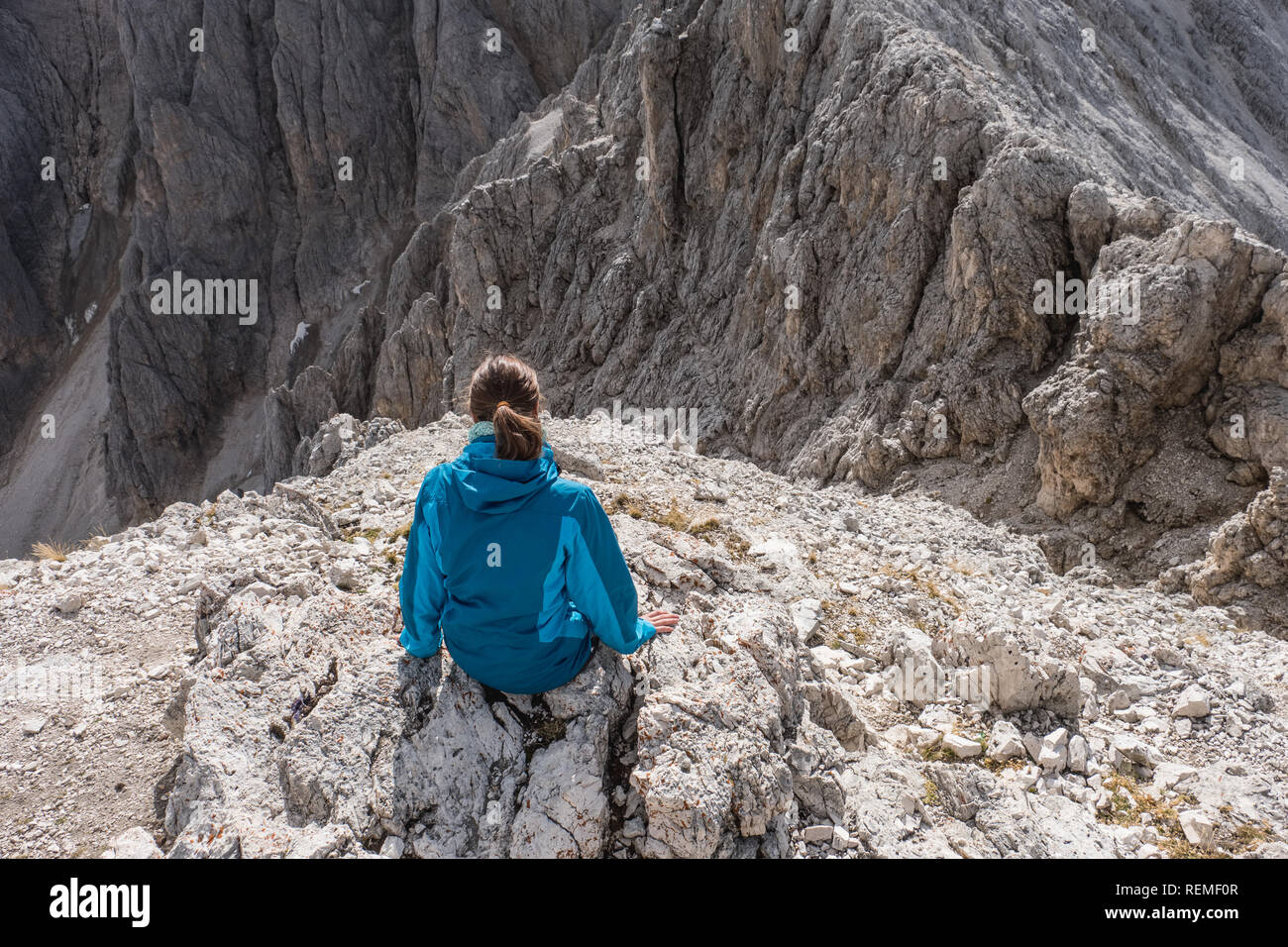 Girl at mountain top hi-res stock photography and images - Alamy