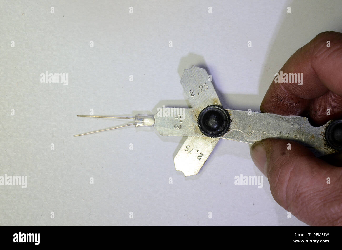 Adjustable Radius Gauge